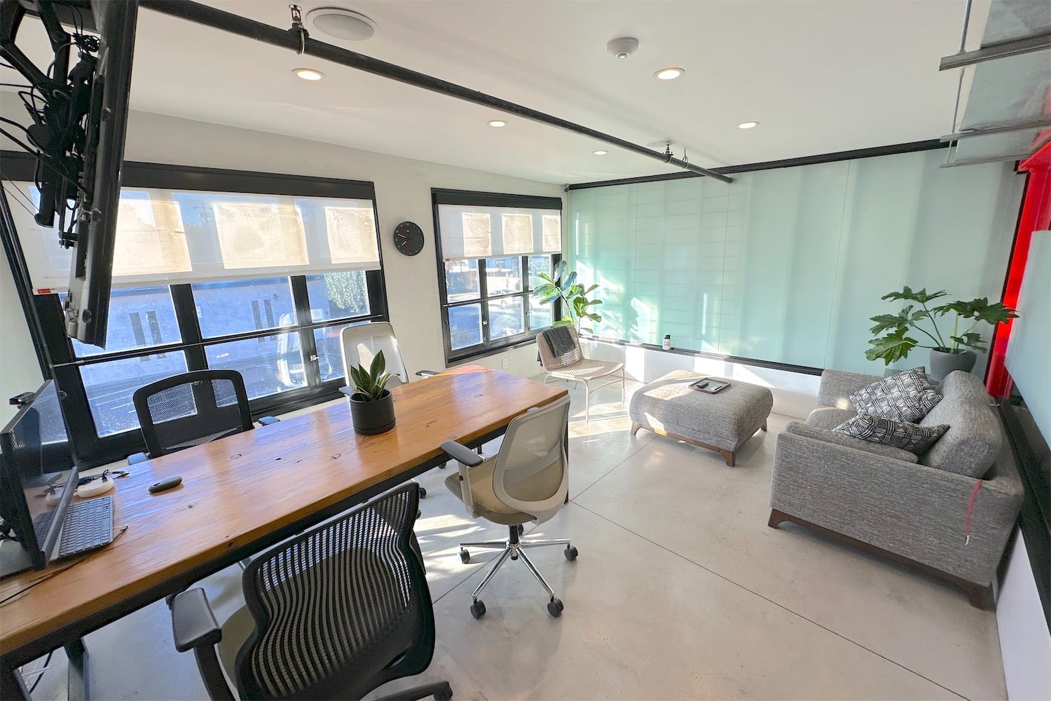 Orange Workspaces - Desk & Meeting Space Rentals